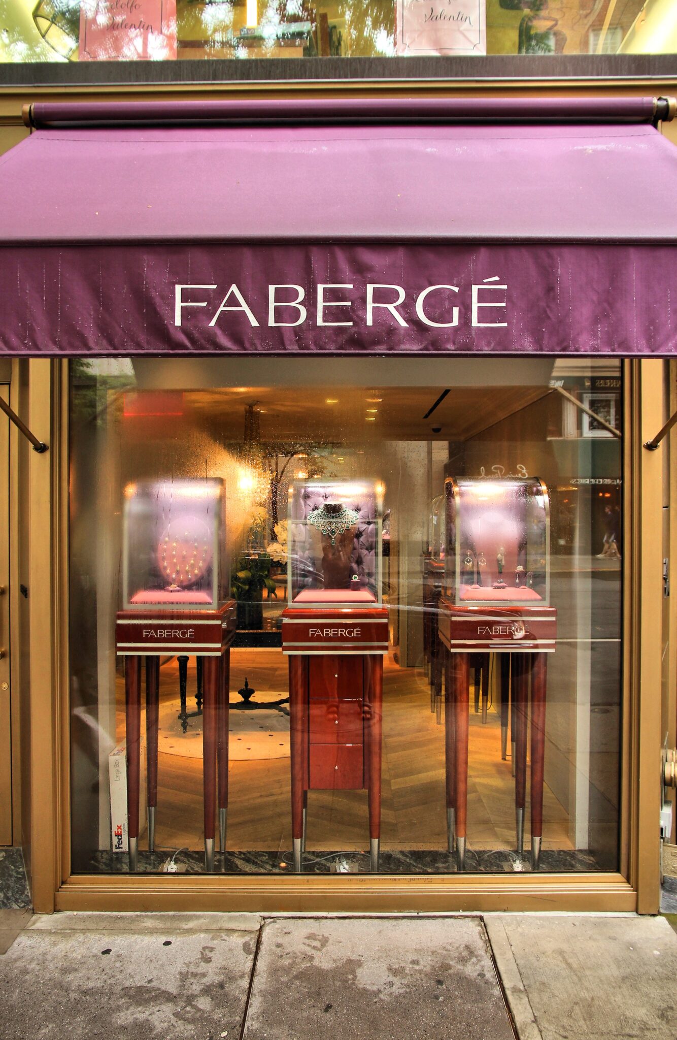 Sell Fabergé Jewellery | A Comfortable & Exclusive Service