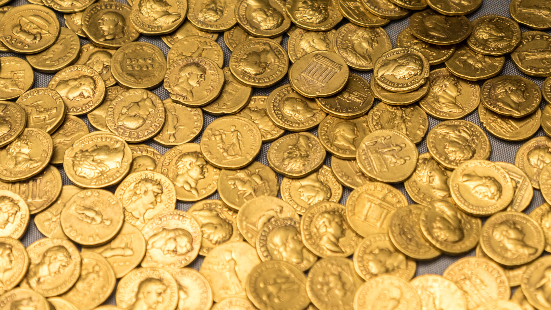 An Expert Guide to the Different Types of Gold for Jewellery